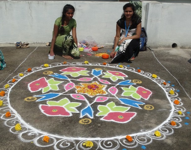 Rangoli and Mehendi Competition @ Darshan College
